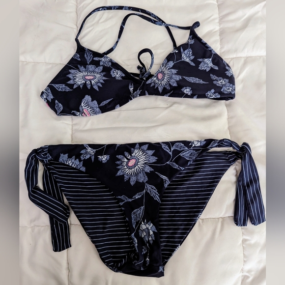 Carve Designs | Swim | Carve Designs Navy Haku Floral Bikini Set Swim ...